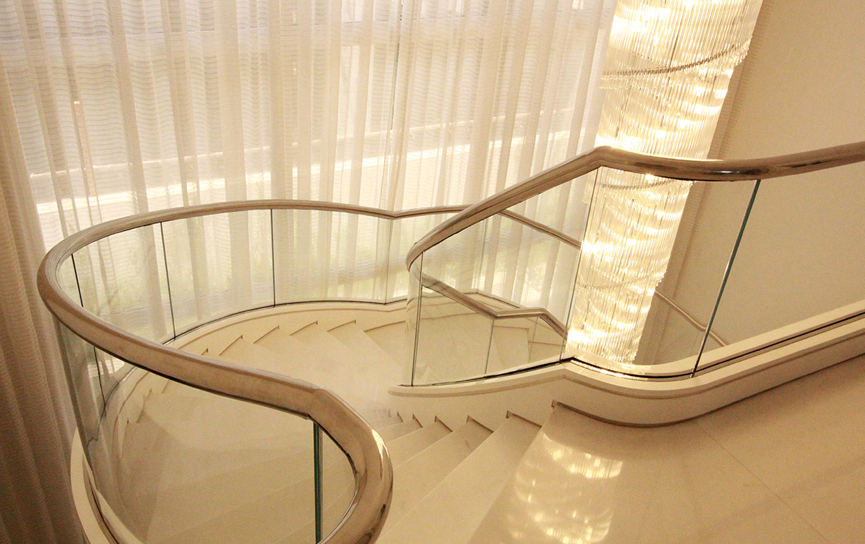 Curved Glass Company | 2D & 3D Bending Glass Designs - Qatar